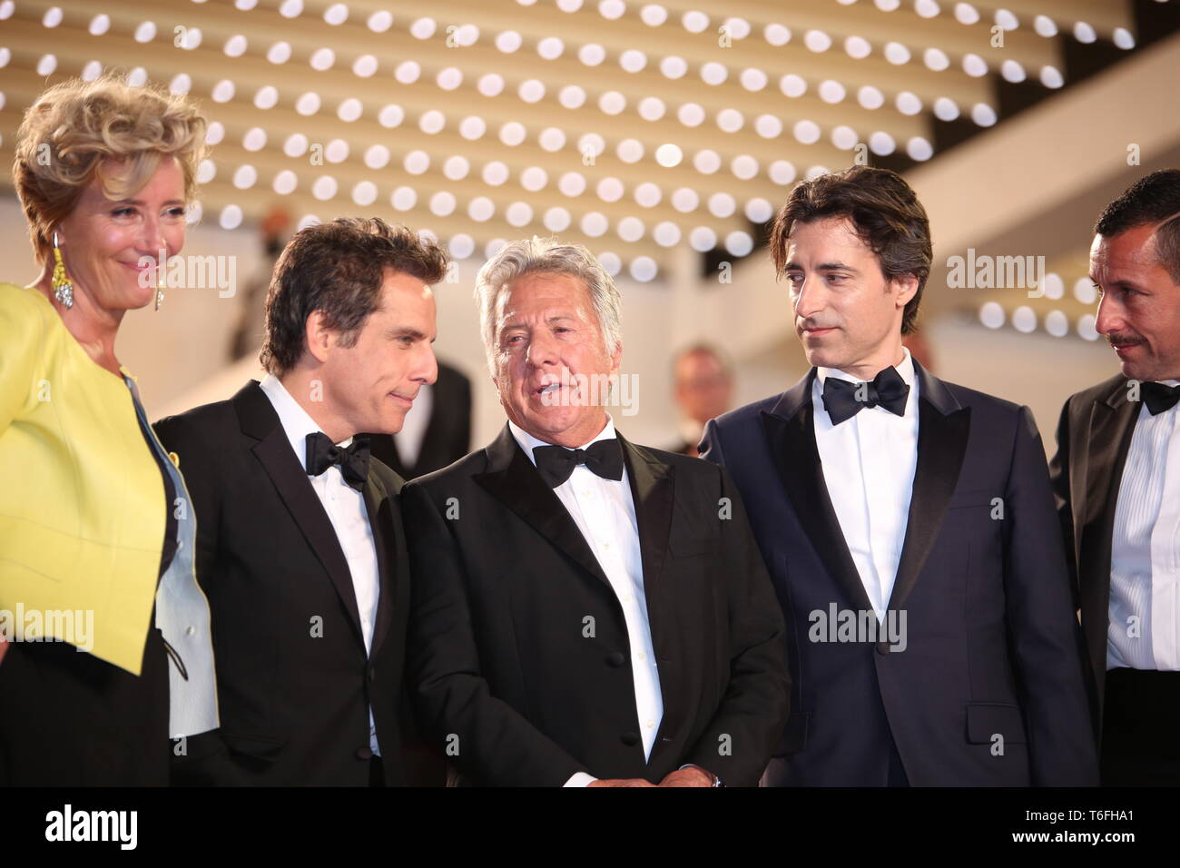 Adam sandler dustin hoffman bei der premiere der meyerowitz geschichten ...