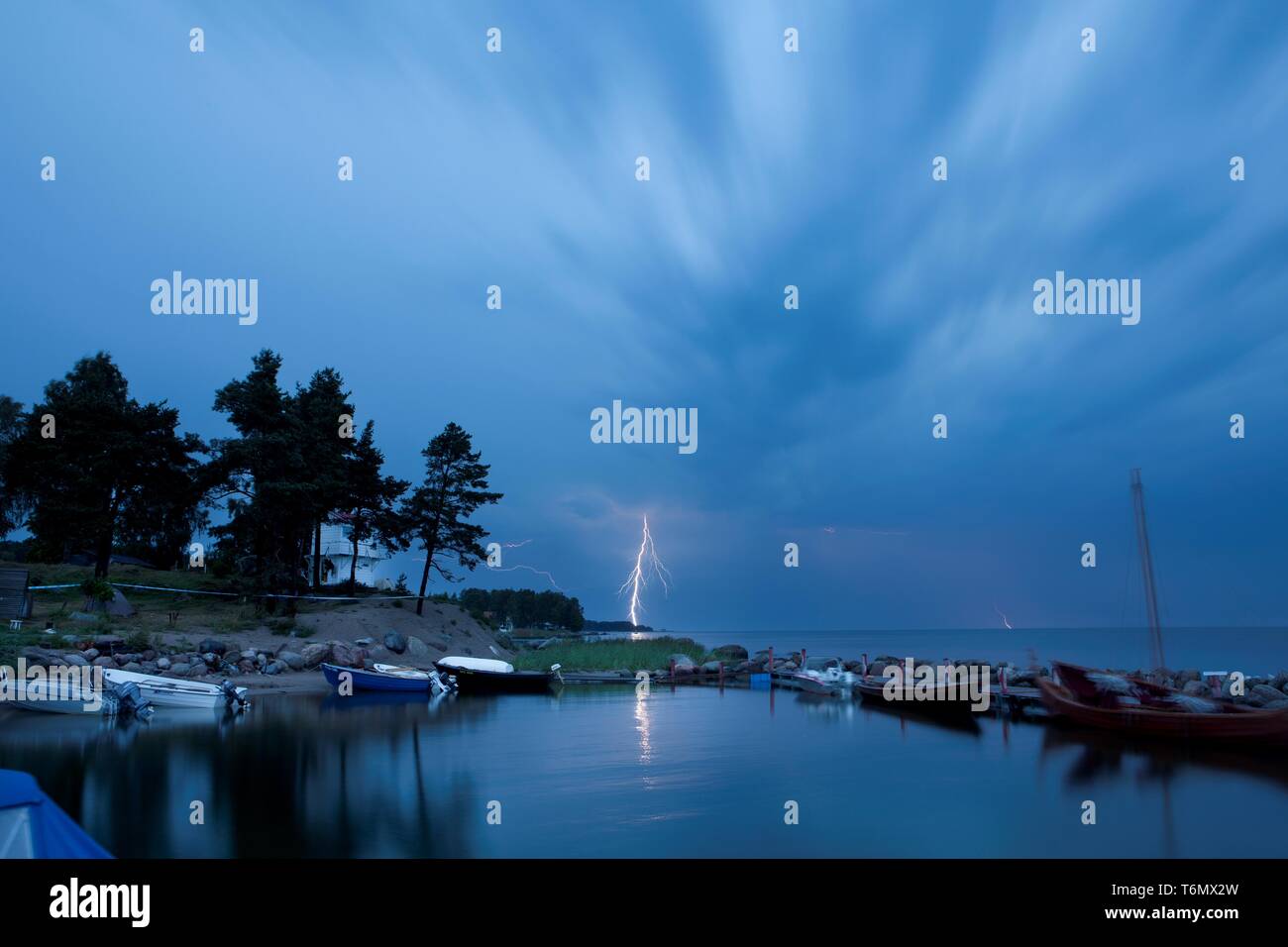 Boot blitz -Fotos und -Bildmaterial in hoher Auflösung – Alamy