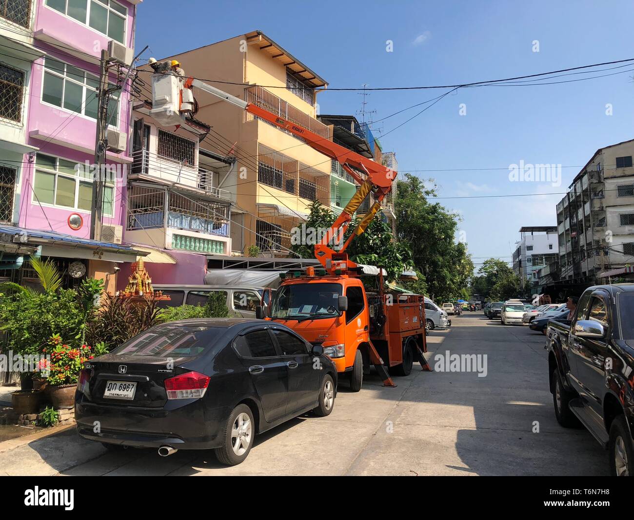Stromleitungen bangkok thailand -Fotos und -Bildmaterial in hoher ...