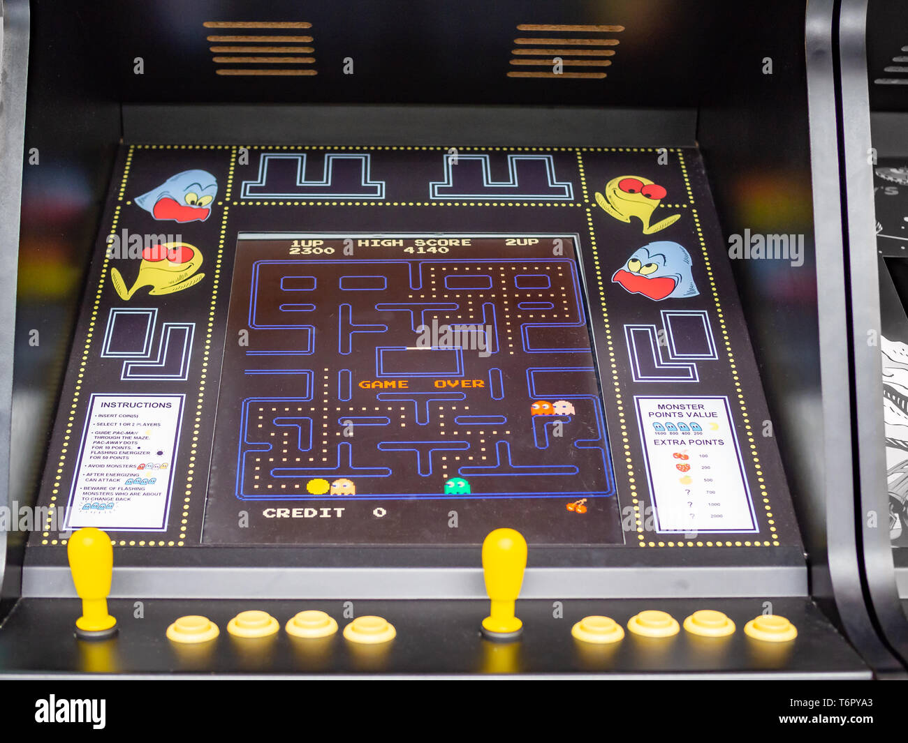 Vintage arcade spiele -Fotos und -Bildmaterial in hoher Auflösung ...