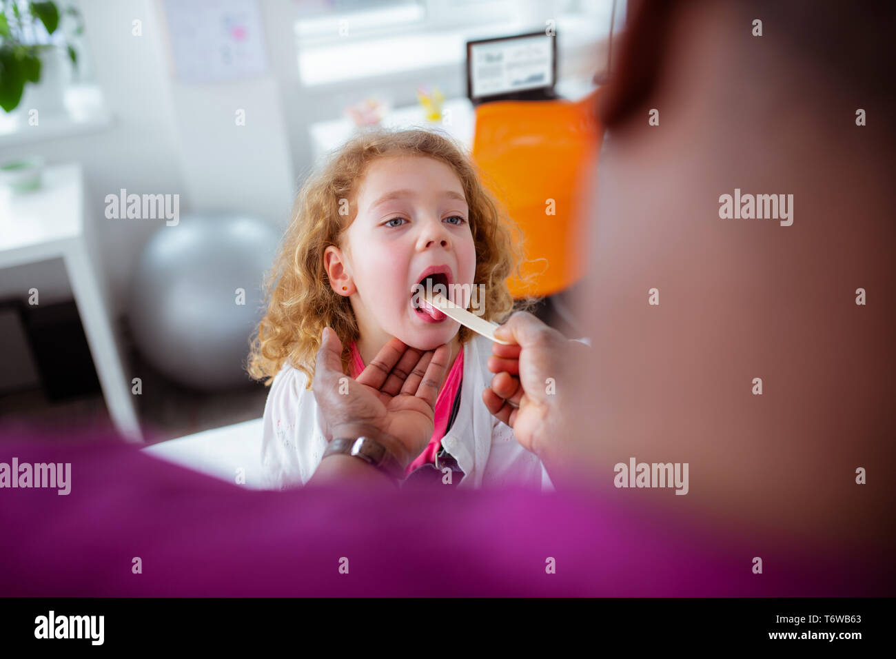 Open Mouth Stockfotos und -bilder Kaufen - Alamy