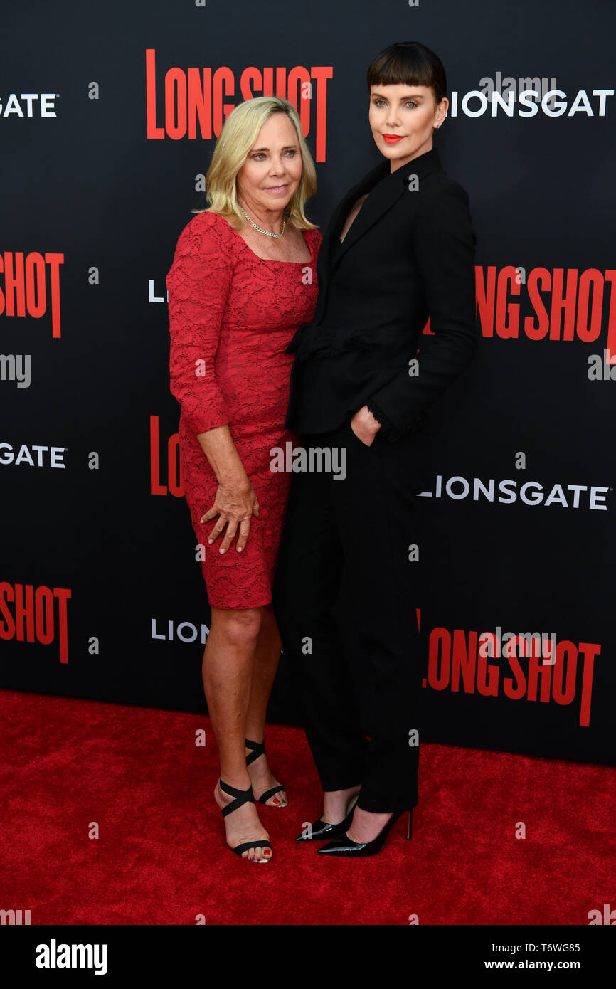 Charlize Theron And Gerda Maritz Stockfotos und -bilder Kaufen - Alamy