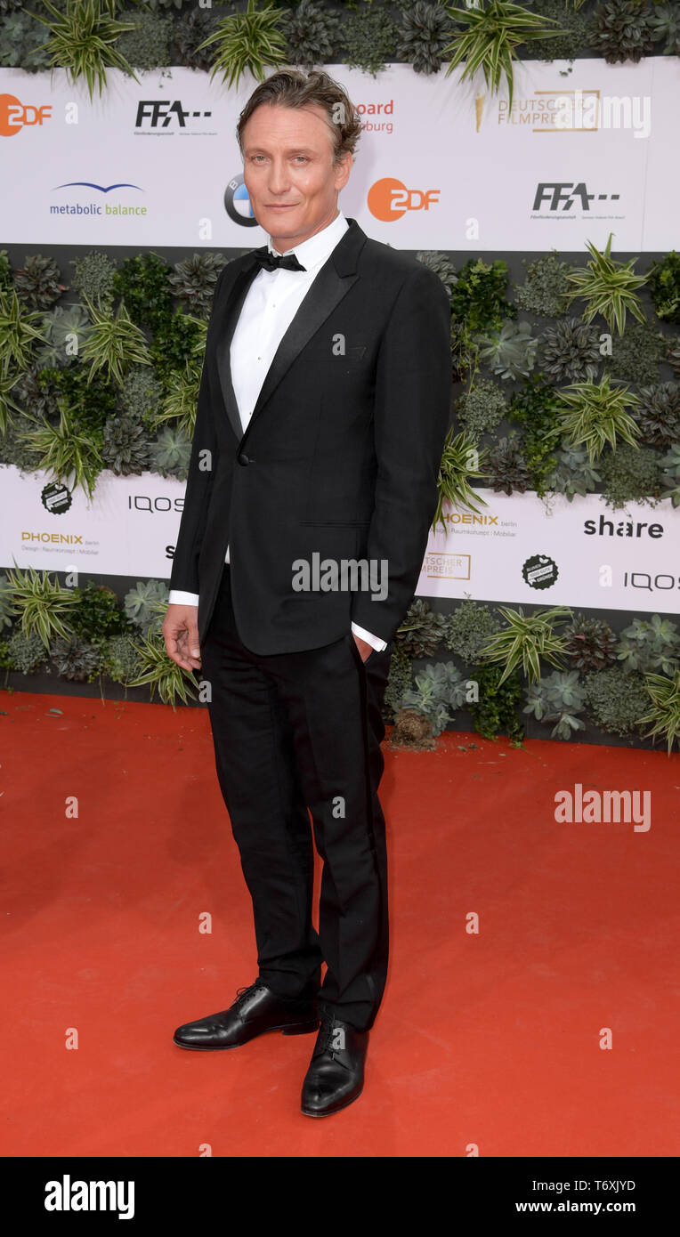 Oliver masucci 2019 -Fotos und -Bildmaterial in hoher Auflösung – Alamy