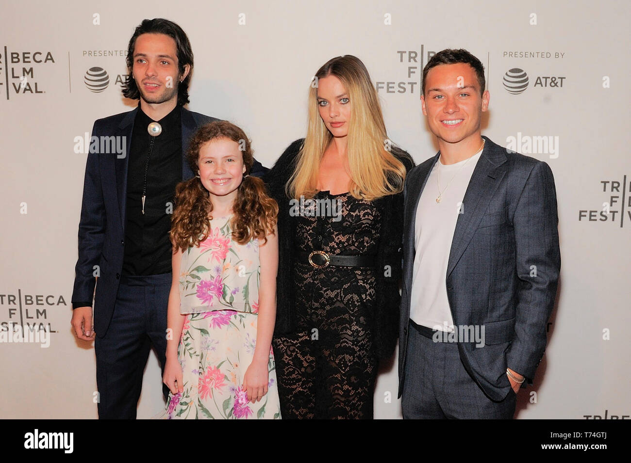 Margot robbie finn cole -Fotos und -Bildmaterial in hoher Auflösung – Alamy