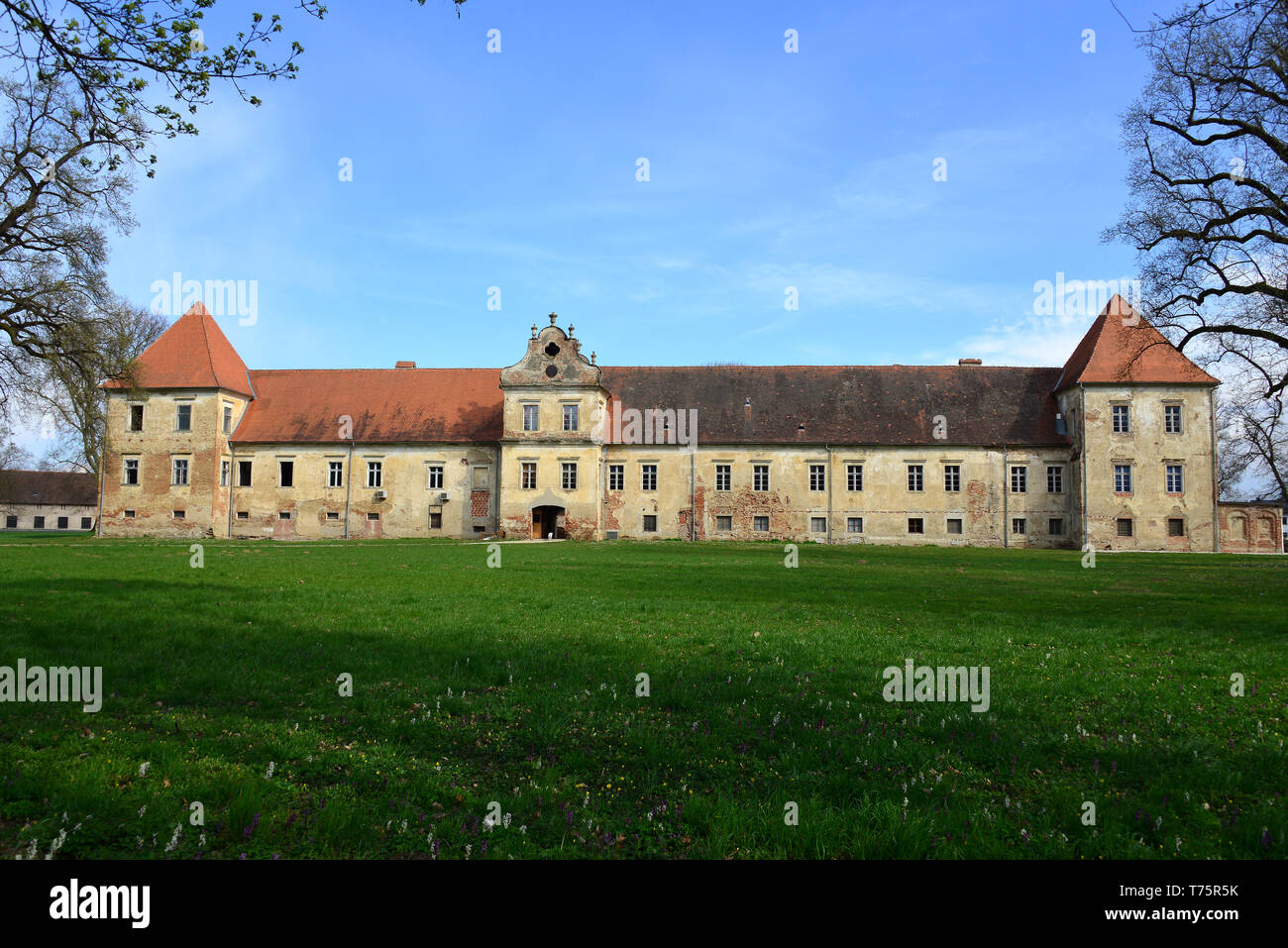 Batthyany kastely -Fotos und -Bildmaterial in hoher Auflösung – Alamy