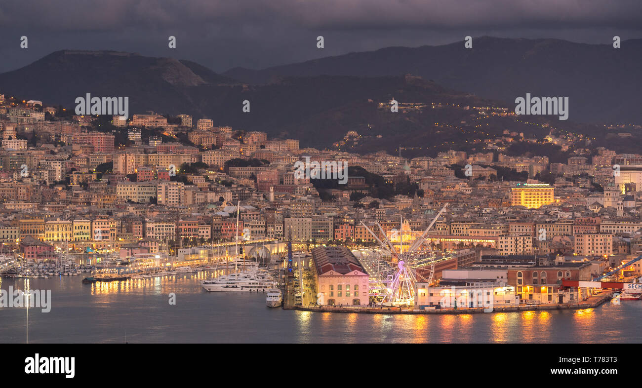 Genua riesenrad -Fotos und -Bildmaterial in hoher Auflösung – Alamy