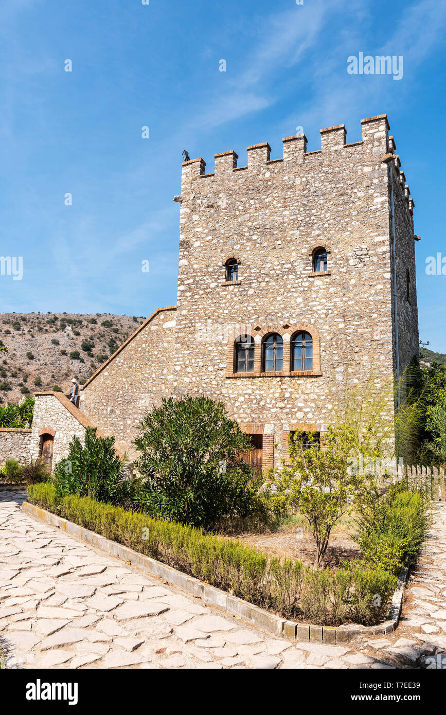 Ausgrabung schloss -Fotos und -Bildmaterial in hoher Auflösung – Alamy