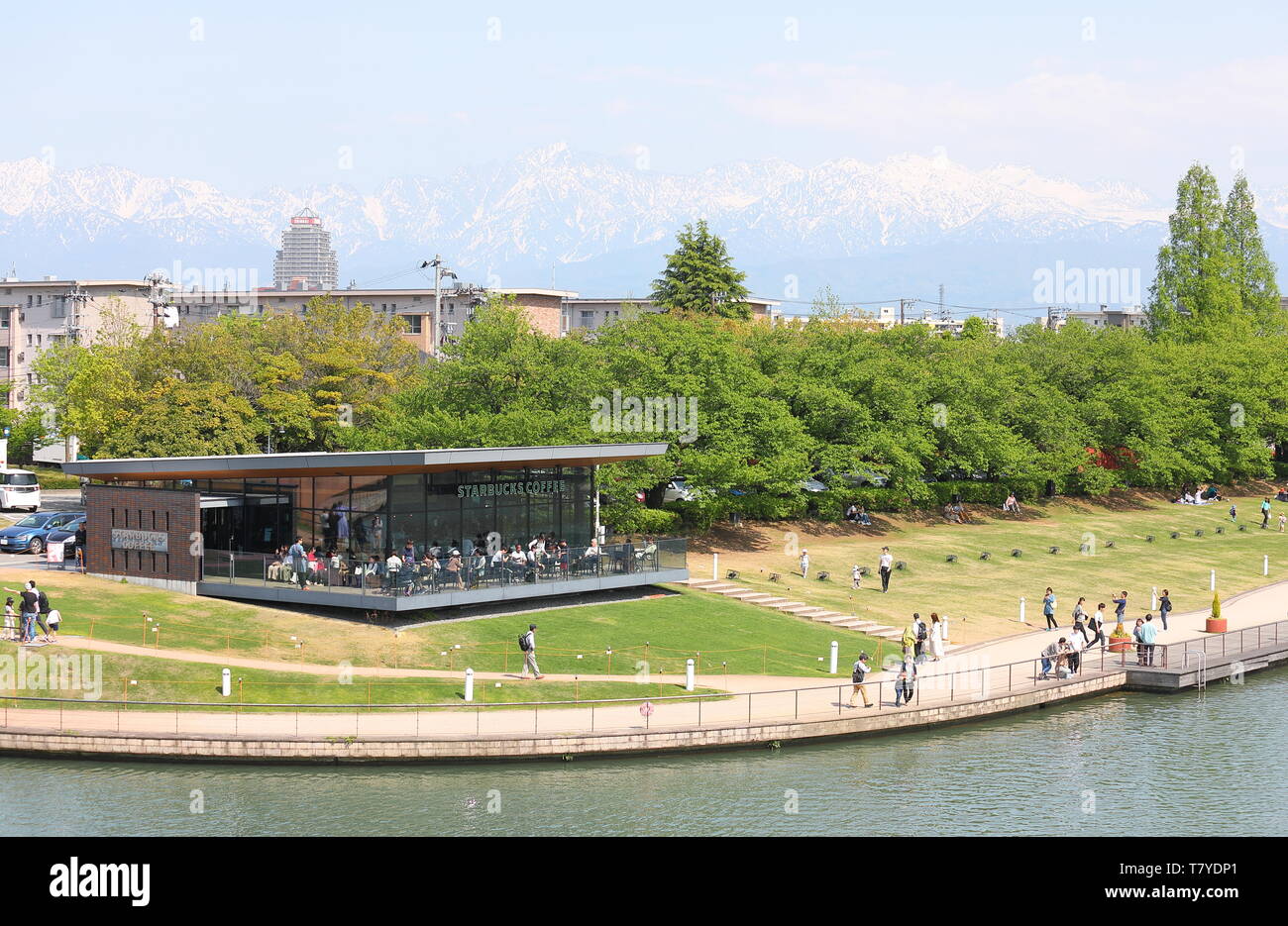 Starbucks toyama -Fotos und -Bildmaterial in hoher Auflösung – Alamy