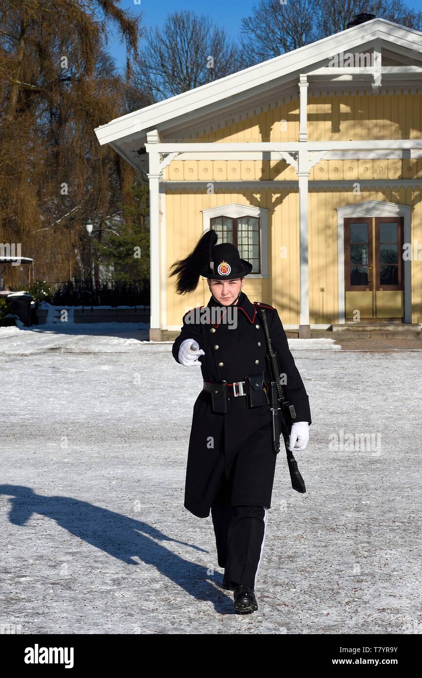 Königliche wache oslo -Fotos und -Bildmaterial in hoher Auflösung – Alamy