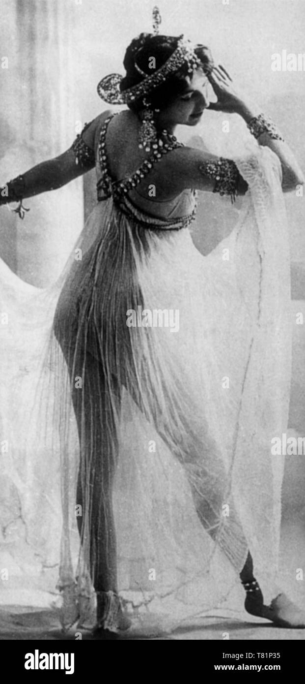 Mata hari agent 21 mata hari -Fotos und -Bildmaterial in hoher ...
