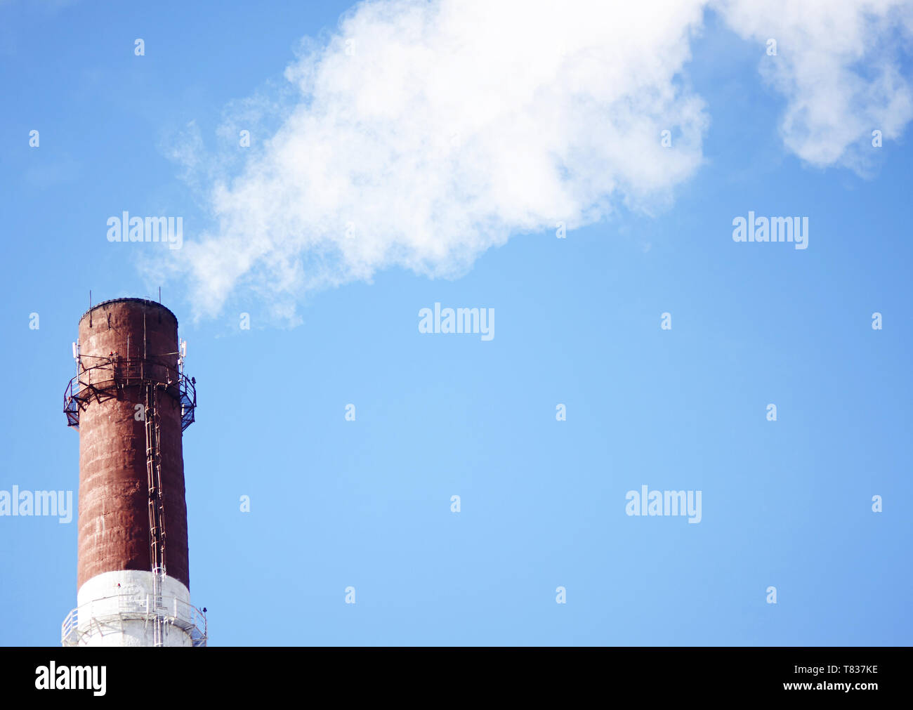Wolke aus abgasen -Fotos und -Bildmaterial in hoher Auflösung – Alamy