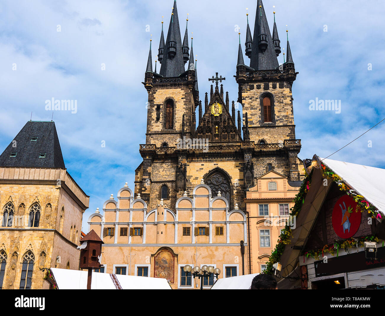 Der prager dom ist das dominierende merkmal der prager burg -Fotos und ...