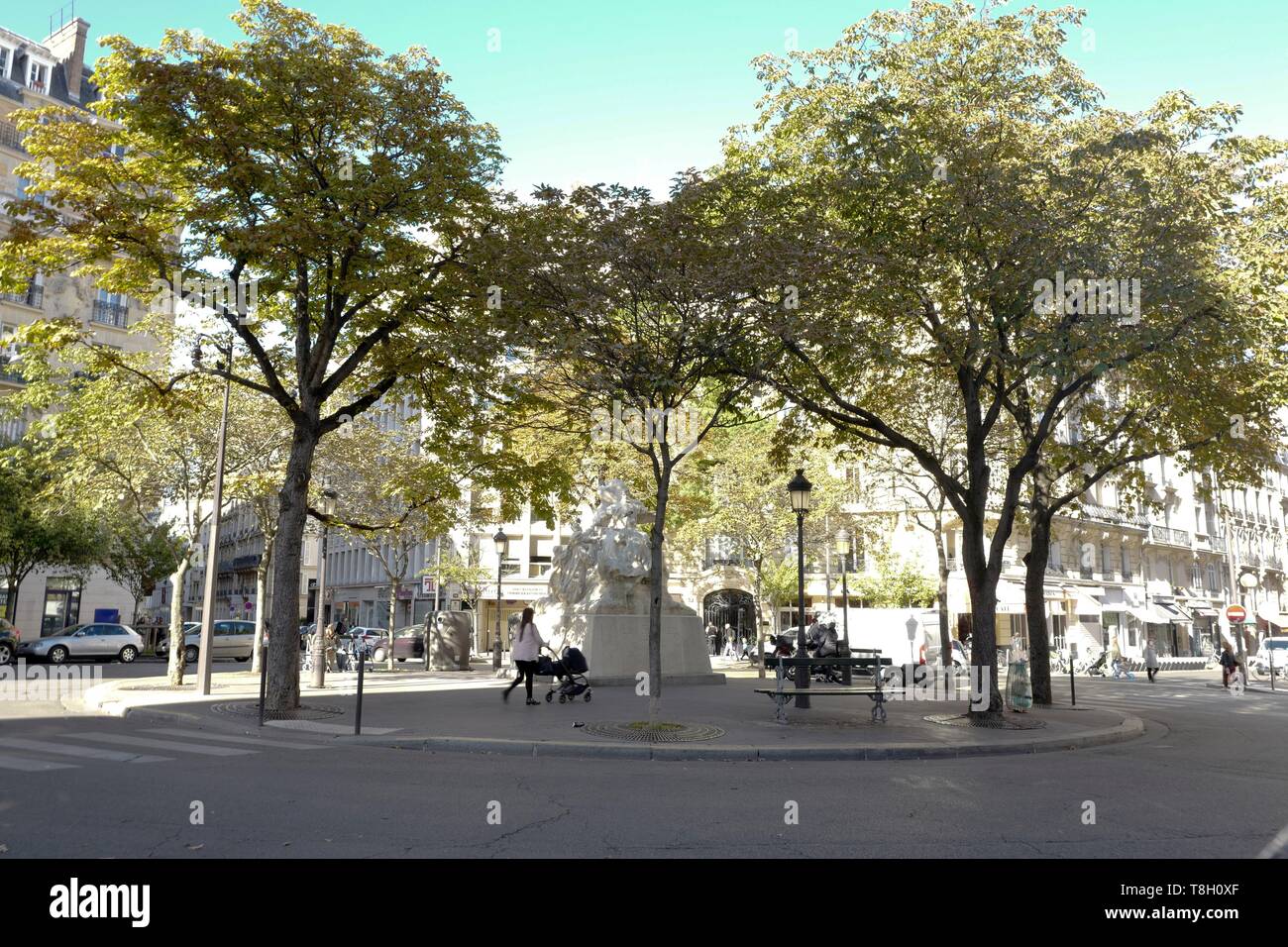 Platz saint ferdinand -Fotos und -Bildmaterial in hoher Auflösung – Alamy