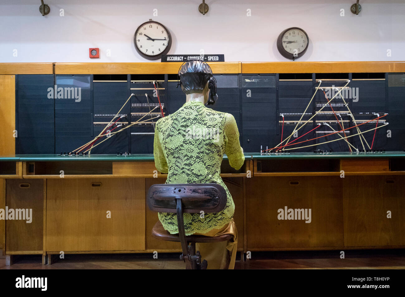 Desk switchboard -Fotos und -Bildmaterial in hoher Auflösung – Alamy