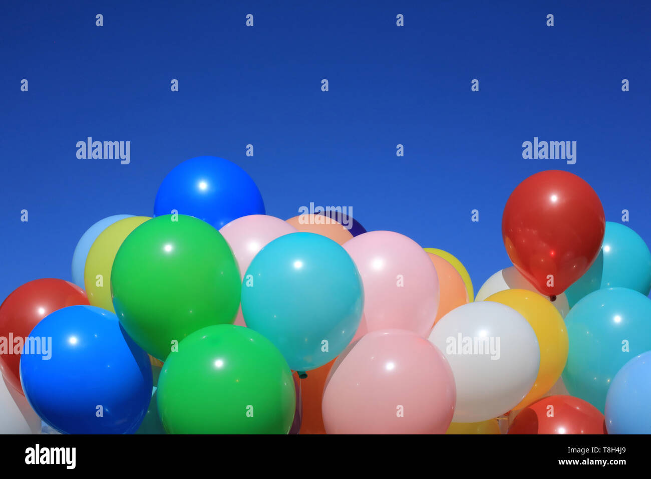 Ballon de baudruche -Fotos und -Bildmaterial in hoher Auflösung – Alamy