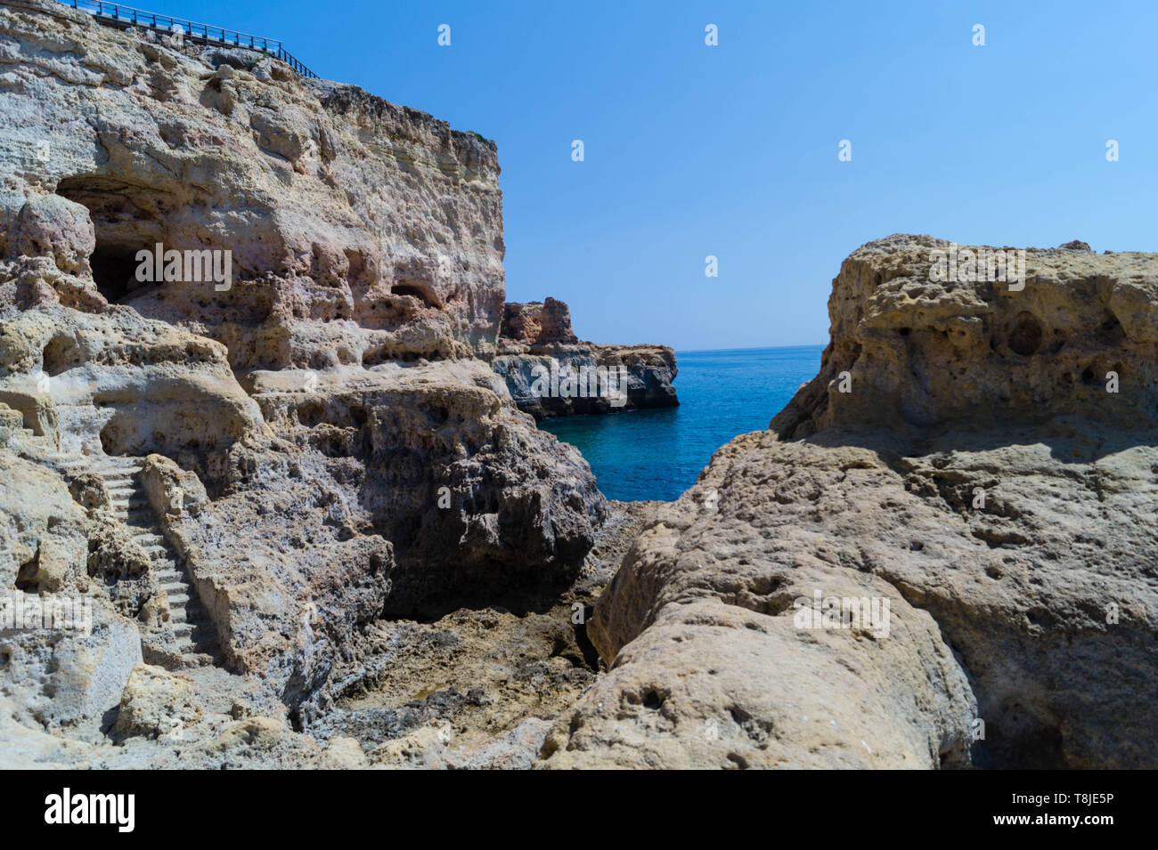 Portugal Algarve Cave Algar Seco Stockfotos und -bilder Kaufen - Alamy