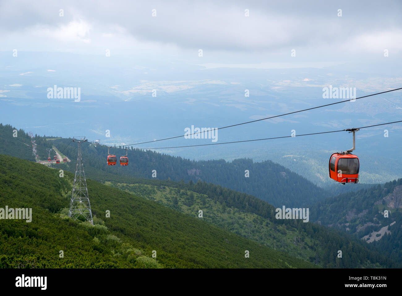 Luftseilbahn gondelbahn -Fotos und -Bildmaterial in hoher Auflösung – Alamy