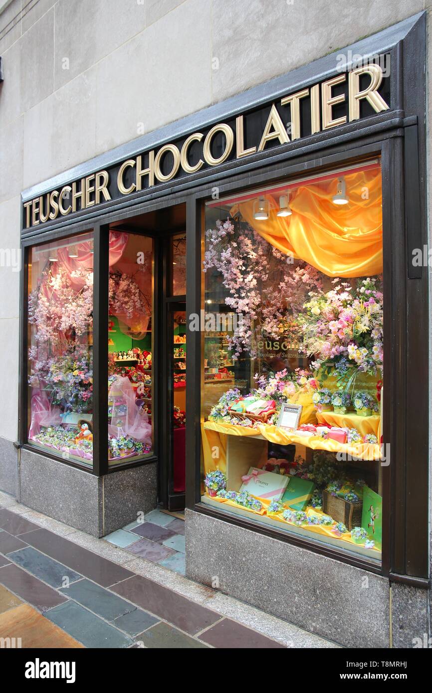 Teuscher chocolatier -Fotos und -Bildmaterial in hoher Auflösung – Alamy