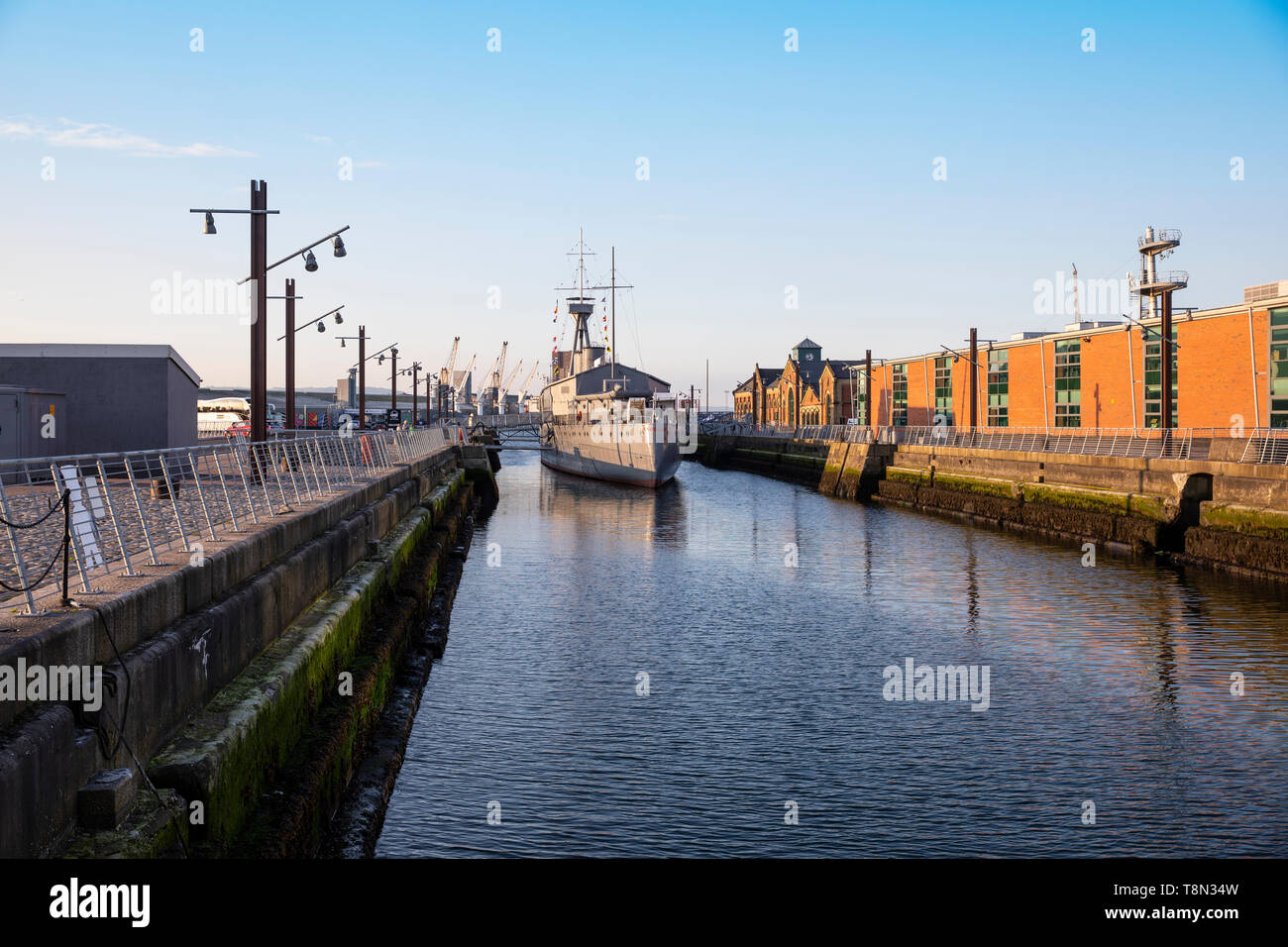Die WW1 Schiff HMS Caroline, Alexandra Dock, Belfast, Titanic Quarter ...