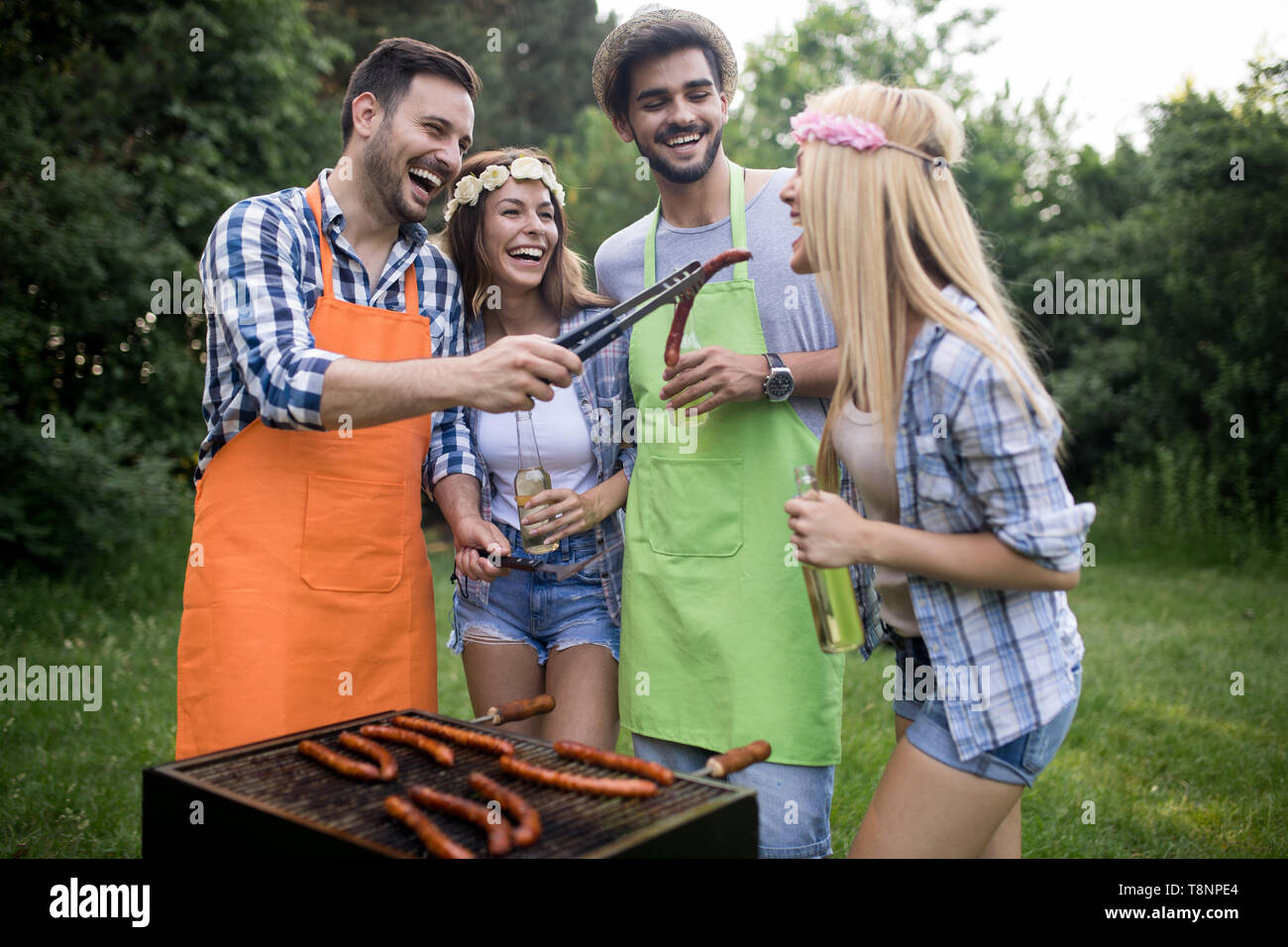 Eine grillparty -Fotos und -Bildmaterial in hoher Auflösung – Alamy