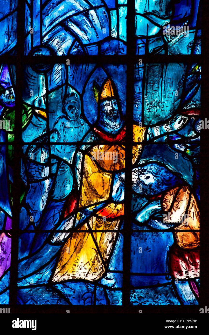 Reims cathedral stained glass marc chagall -Fotos und -Bildmaterial in hoher Auflösung - Seite 2 ...