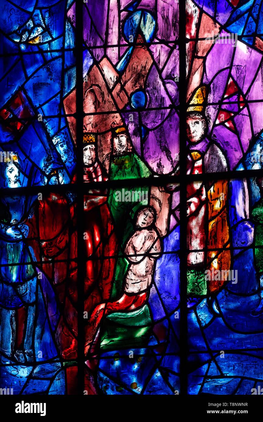 Reims cathedral stained glass marc chagall -Fotos und -Bildmaterial in hoher Auflösung - Seite 2 ...