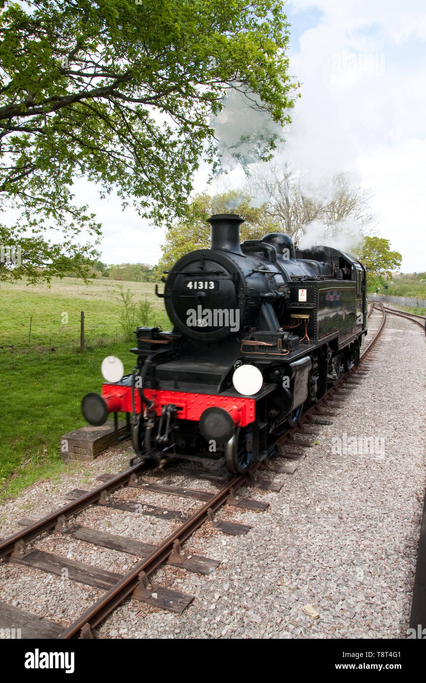 Ivatt klasse 2 lokomotive 41313 -Fotos und -Bildmaterial in hoher ...