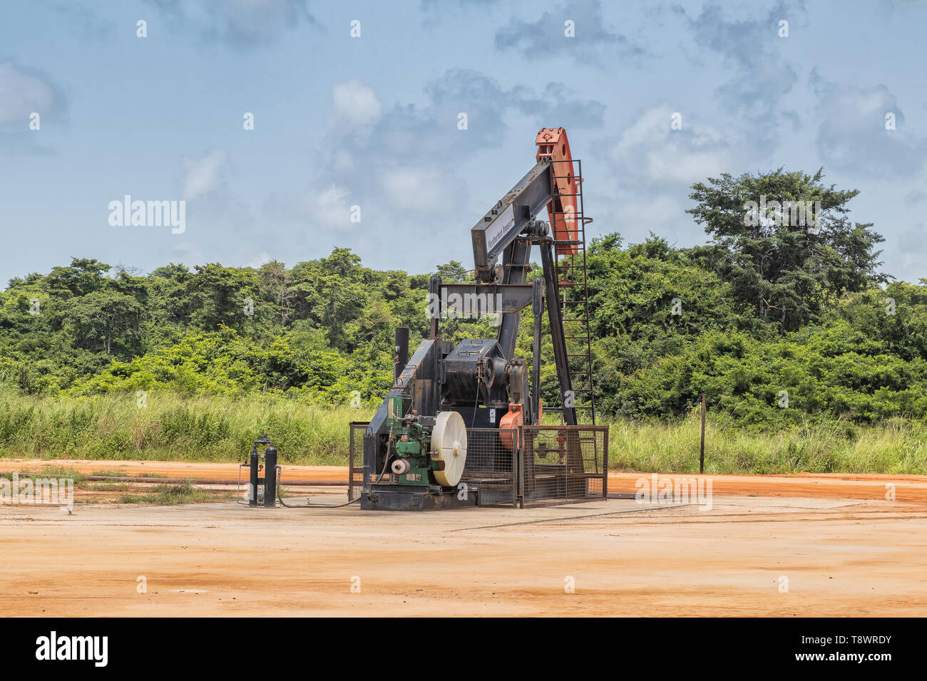 Petrole angola -Fotos und -Bildmaterial in hoher Auflösung – Alamy