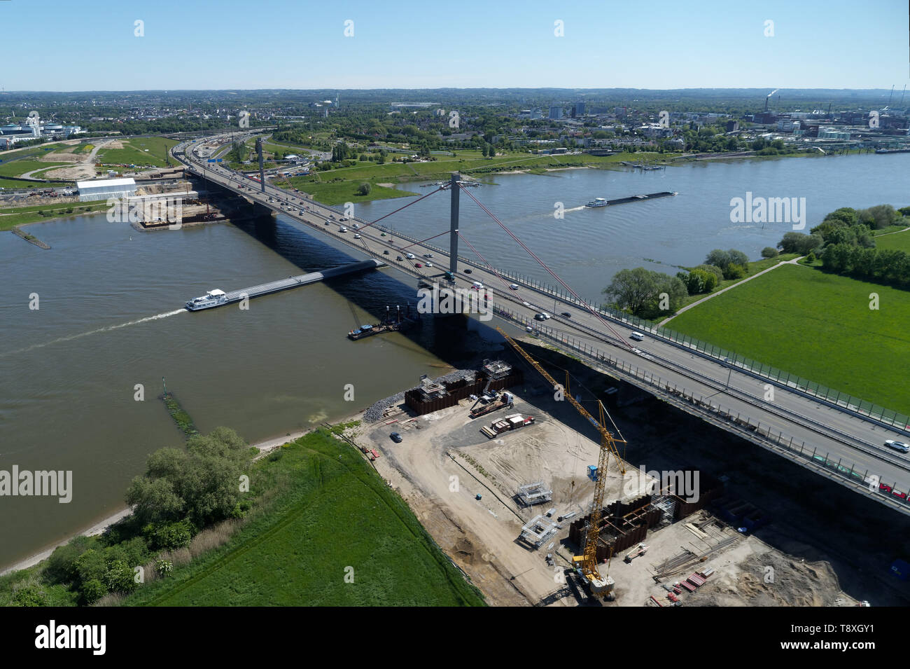 Rheinbrücke leverkusen baustelle -Fotos und -Bildmaterial in hoher Auflösung – Alamy