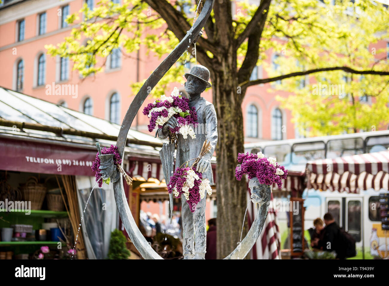Karl Valentin Statue Brunnen auf dem Viktualienmarkt, München ...