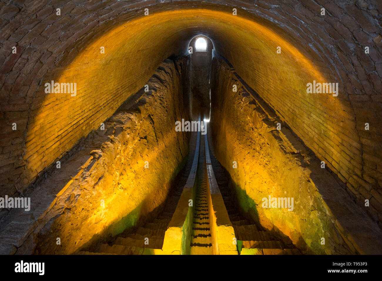 Samarkand observatory Stockfotos und -bilder Kaufen - Alamy