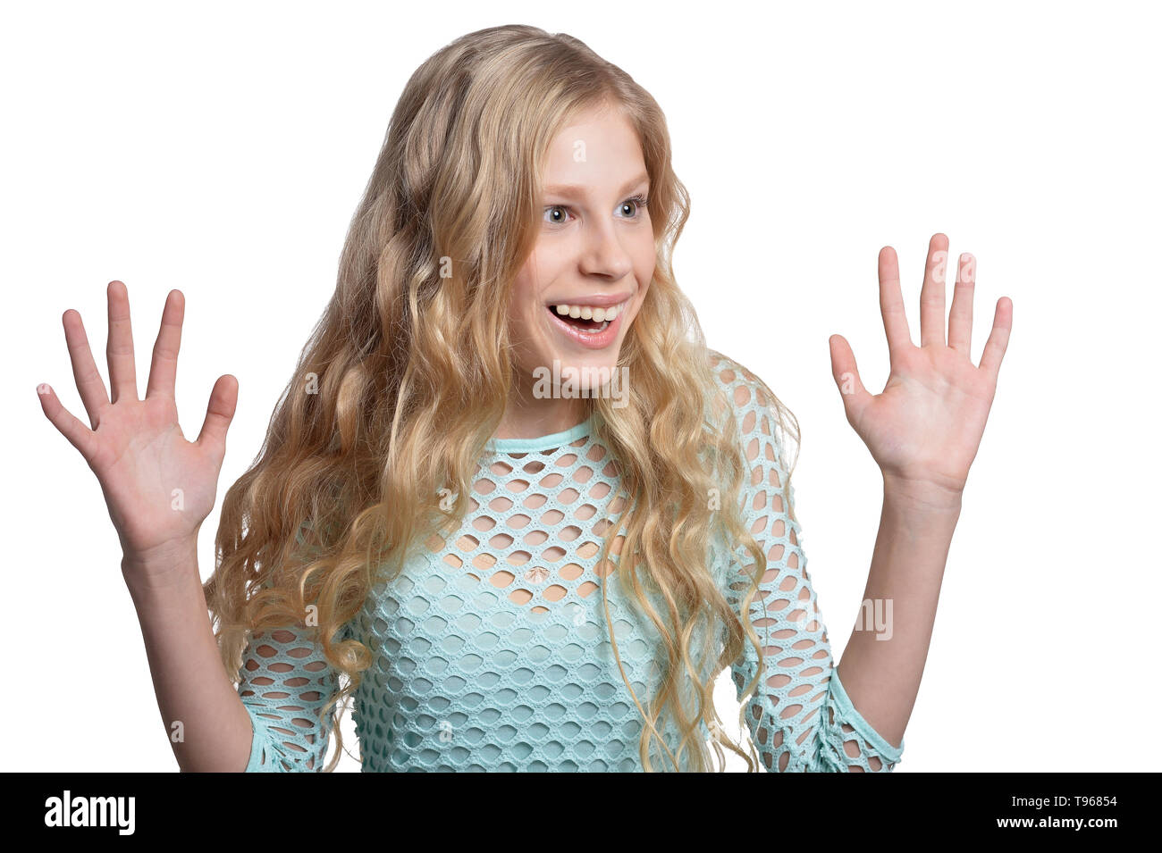 Blonde teen age girl -Fotos und -Bildmaterial in hoher Auflösung – Alamy