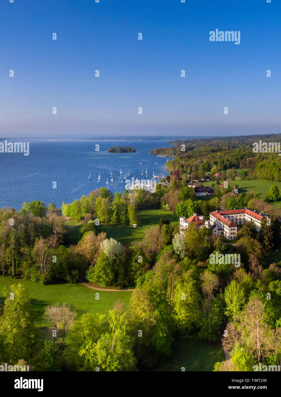 Schloss Possenhofen Castle und Freizeit Gelände Paradies am Starnberger ...