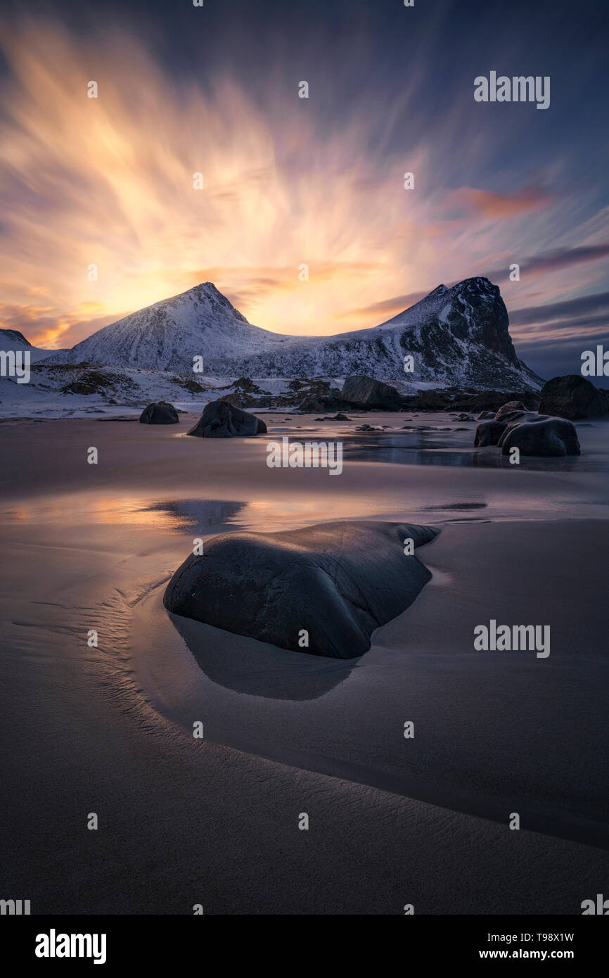 Bergen strand -Fotos und -Bildmaterial in hoher Auflösung – Alamy