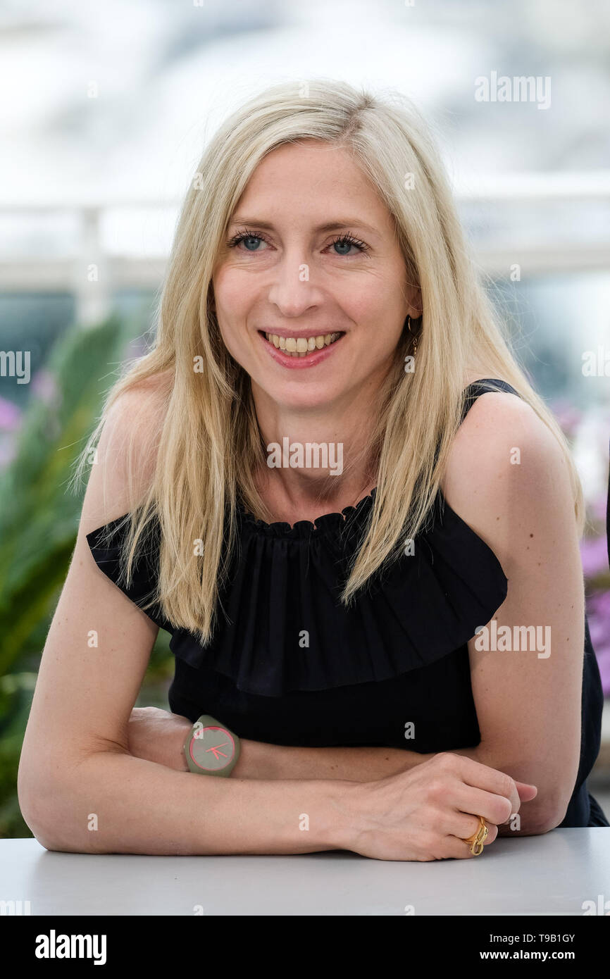 Diector Jessica Hausner stellt bei einem Fotoshooting für Little Joe am ...