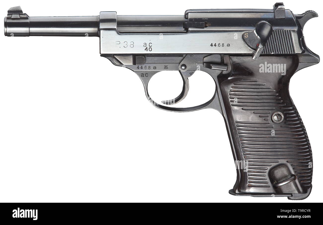 Eine Walther P38, Code "ac40" (40), Wehrmacht Kaliber 9 mm Parabellum, nein. 4468 ein ...