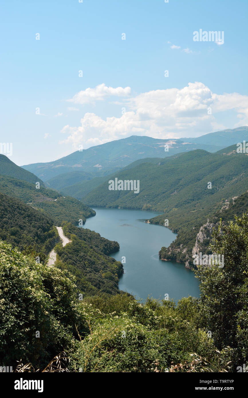 Haliacmon der längste Fluss in Griechenland Stockfotografie - Alamy