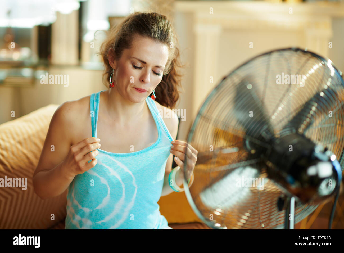 Schwitzende frau -Fotos und -Bildmaterial in hoher Auflösung – Alamy