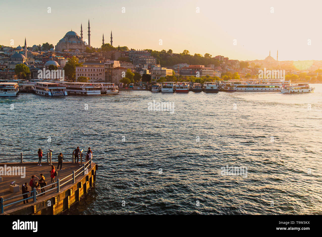 Istanbul Turm Stockfotos und -bilder Kaufen - Alamy