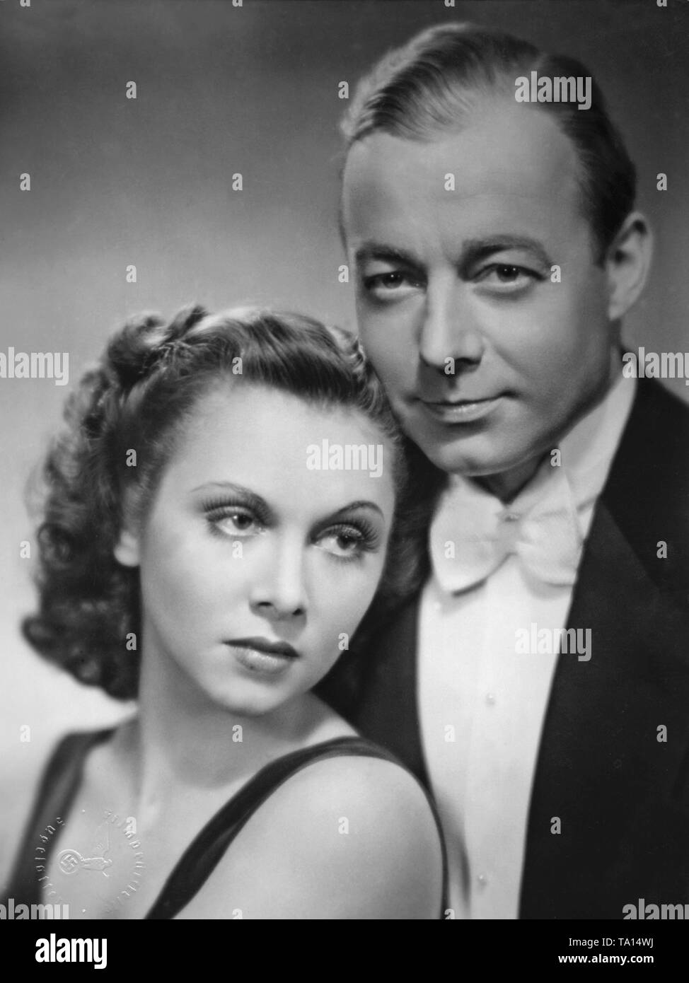 Heinz Ruehmann wie Axel Roth und Hertha Feiler als Ursula Roth im ...