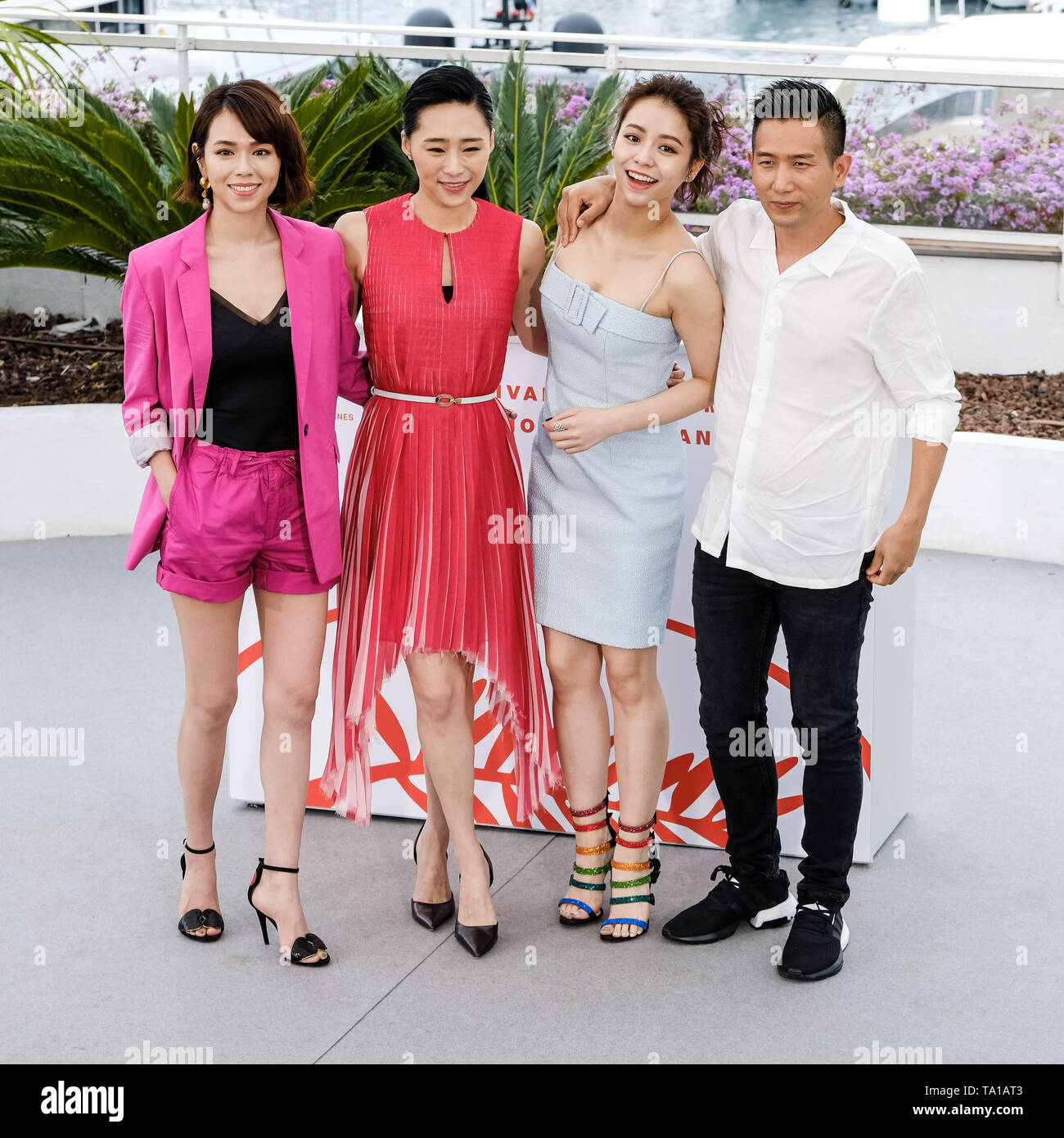 Hsia yu chiao und midi z -Fotos und -Bildmaterial in hoher Auflösung ...