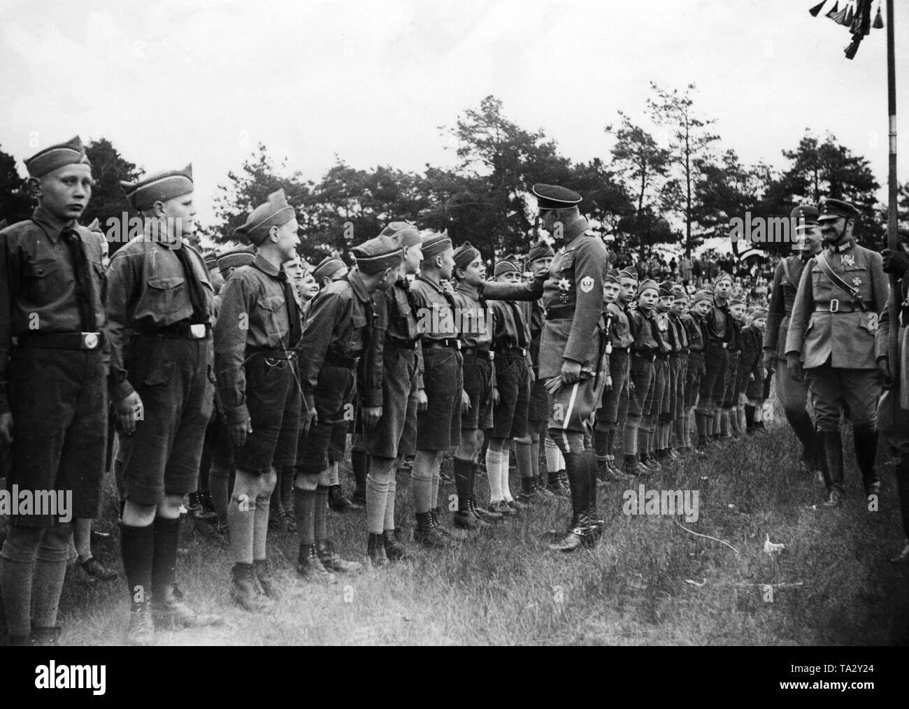 Hitler jugend deutsches jungvolk in der hitler jugend -Fotos und ...