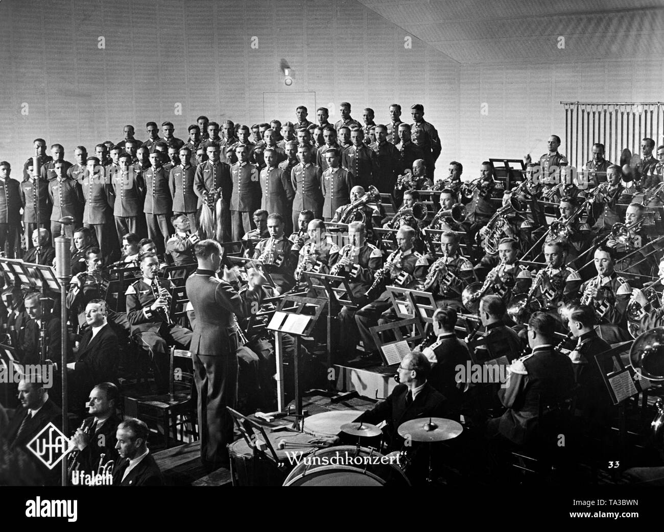 1940 nazi propagandafilm -Fotos und -Bildmaterial in hoher Auflösung ...