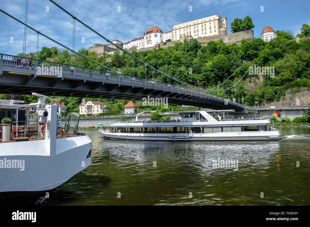 Zusammenfluss von drei flüssen -Fotos und -Bildmaterial in hoher ...
