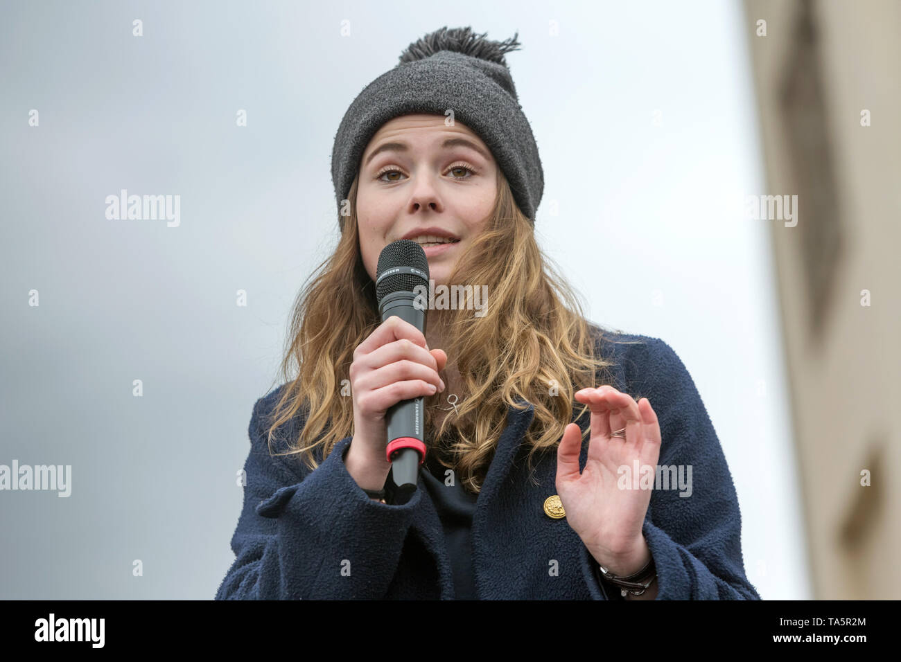 29.03.2019, Berlin, Berlin, Deutschland - Klimaschutz Aktivist Luisa ... 29.03.2019, Berlin, Berlin, Deutschland - Klimaschutz Aktivist Luisa ...