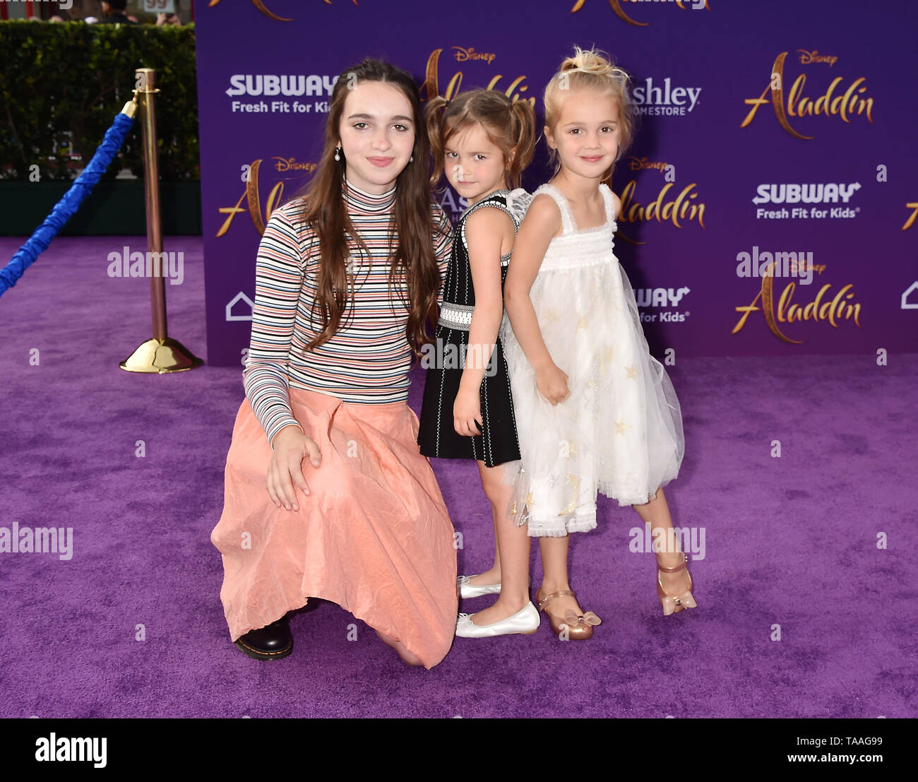 LOS ANGELES, Ca - 21. Mai: Kaitlin Stauffer, Emma Stauffer und Mila ...
