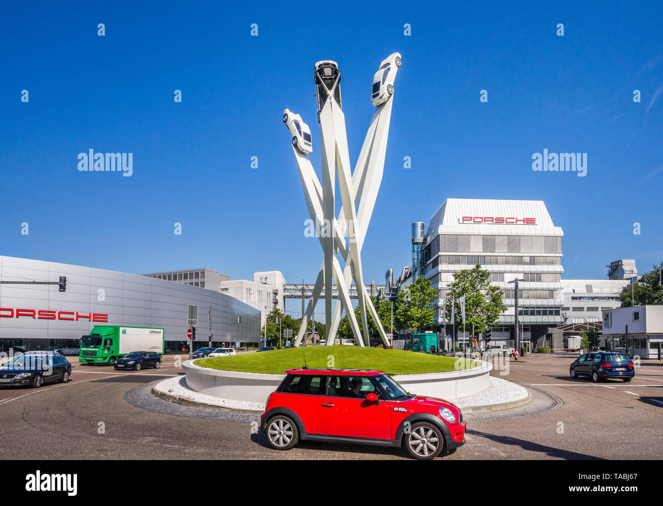 Bahnhof Stuttgart-Zuffenhausen Nach Porsche-Museum – QIZR