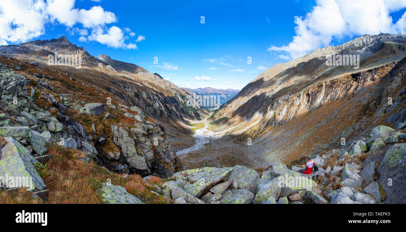 Hochalpiner naturpark der zillertaler alpen -Fotos und -Bildmaterial in ...