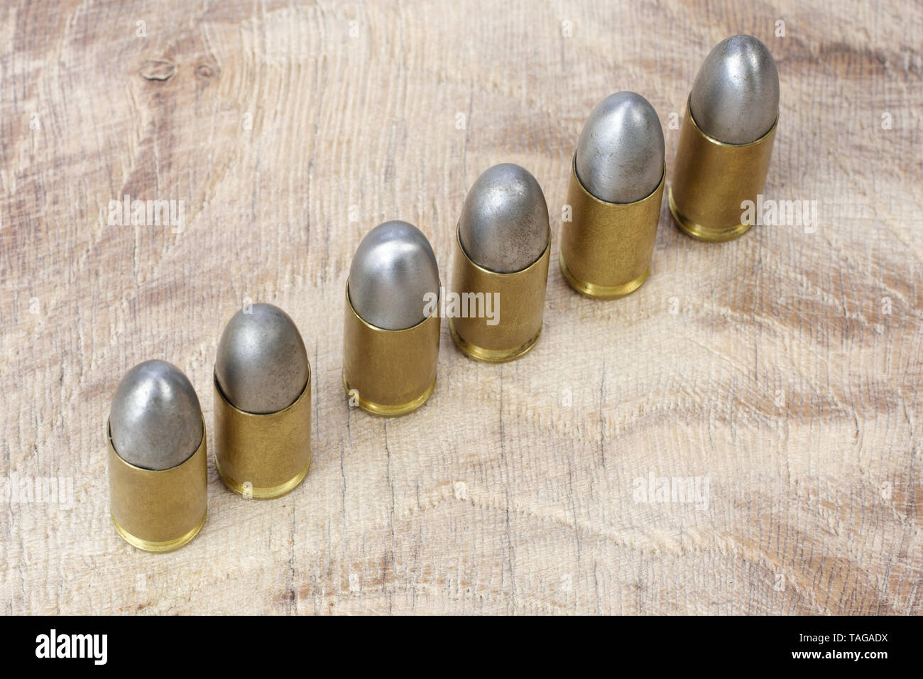 Calibre 9 mm parabellum -Fotos und -Bildmaterial in hoher Auflösung – Alamy