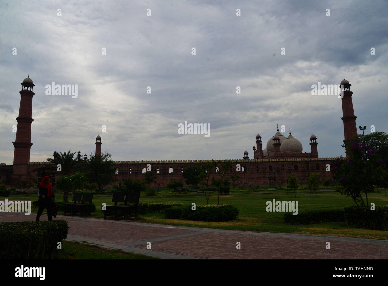Das pakistanische Volk besuchen Sie die historischen Orte Greator Iqbal ...